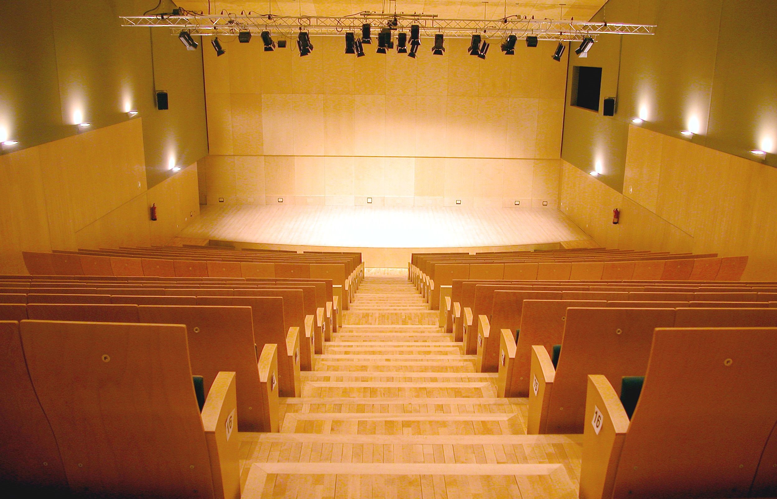 Auditori Municipal de Terrassa | Close to Cultura