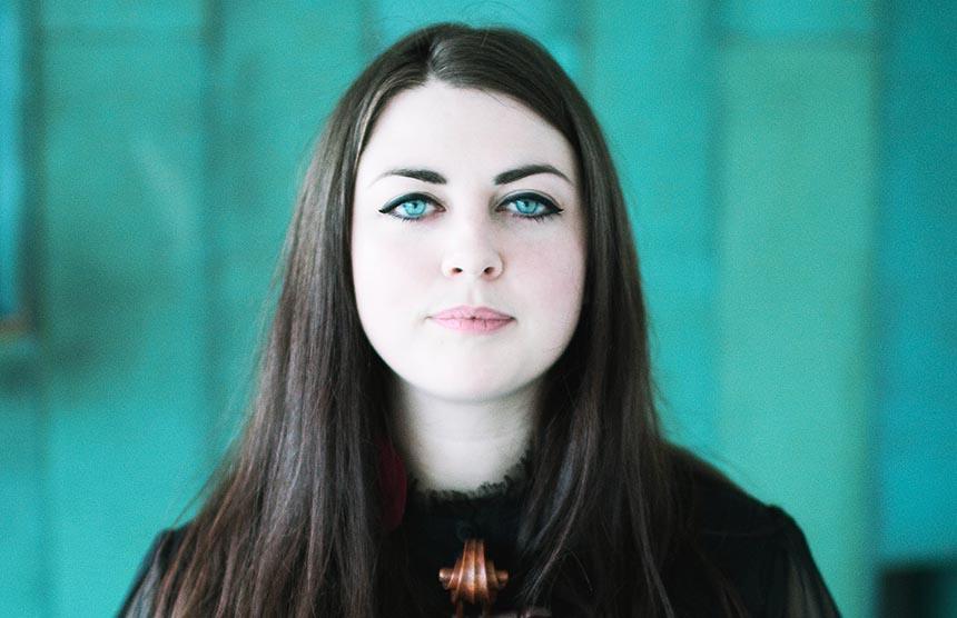 Lori Watson | Acerca Cultura