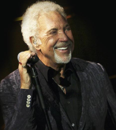 Tom Jones | Acerca Cultura